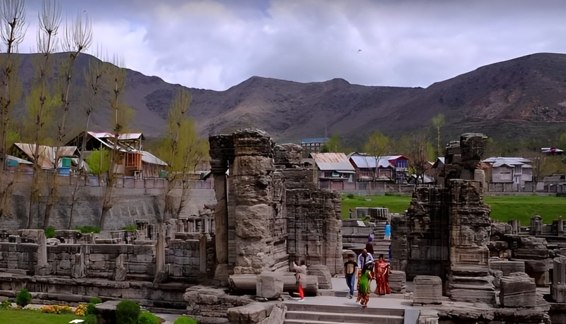Martand Sun Temple, History, Architecture - Mountain