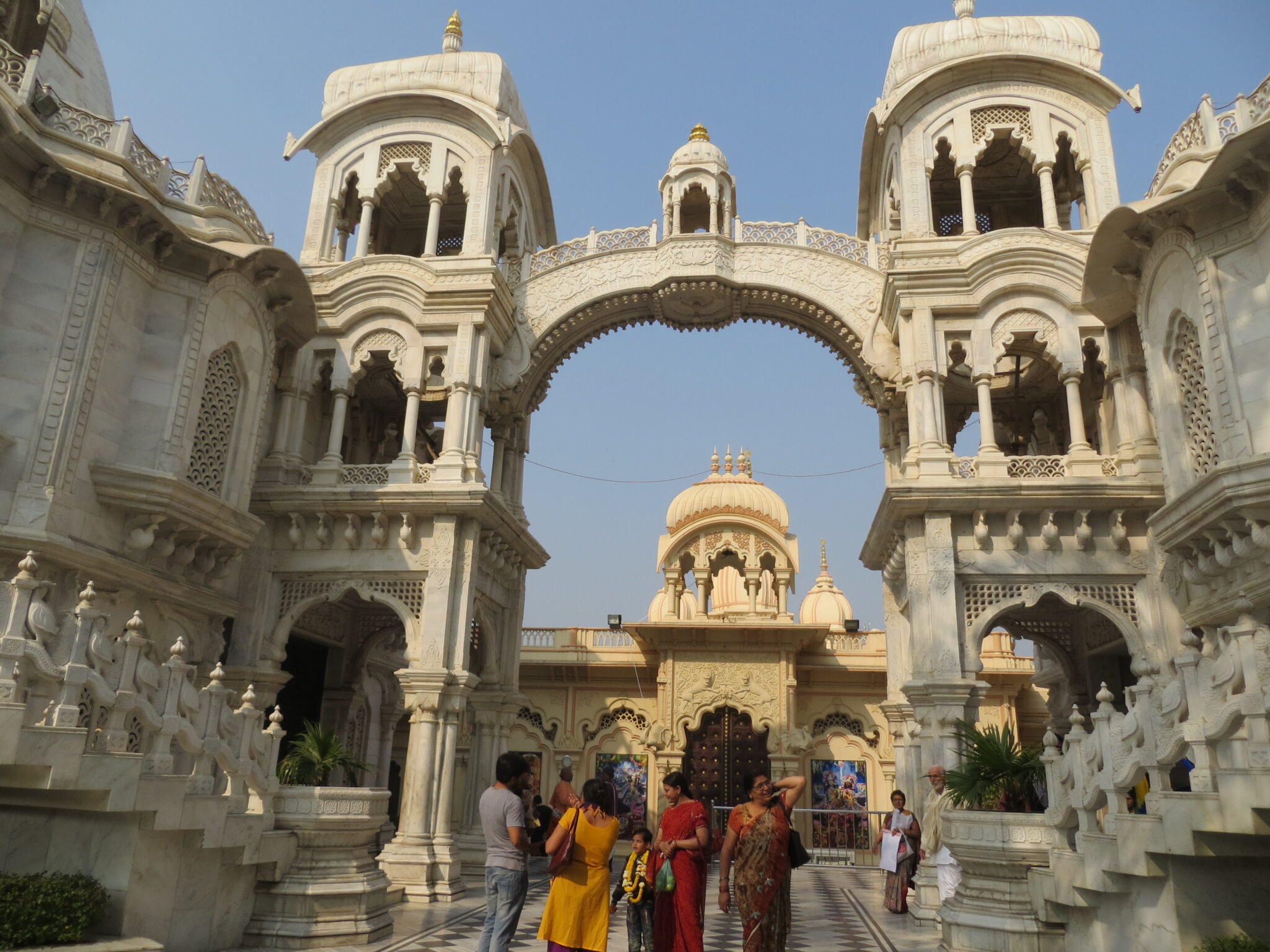 ISKCON Vrindavan Temple, History, Architecture – Mathura - Travel
